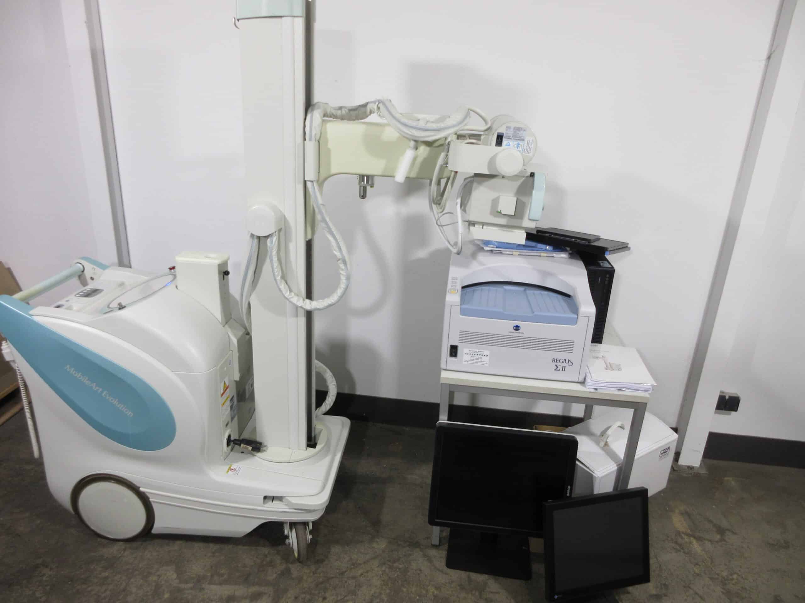 Shimadzu Mobile Art Evolution mobile X-Ray System mit Konica Minolta ...